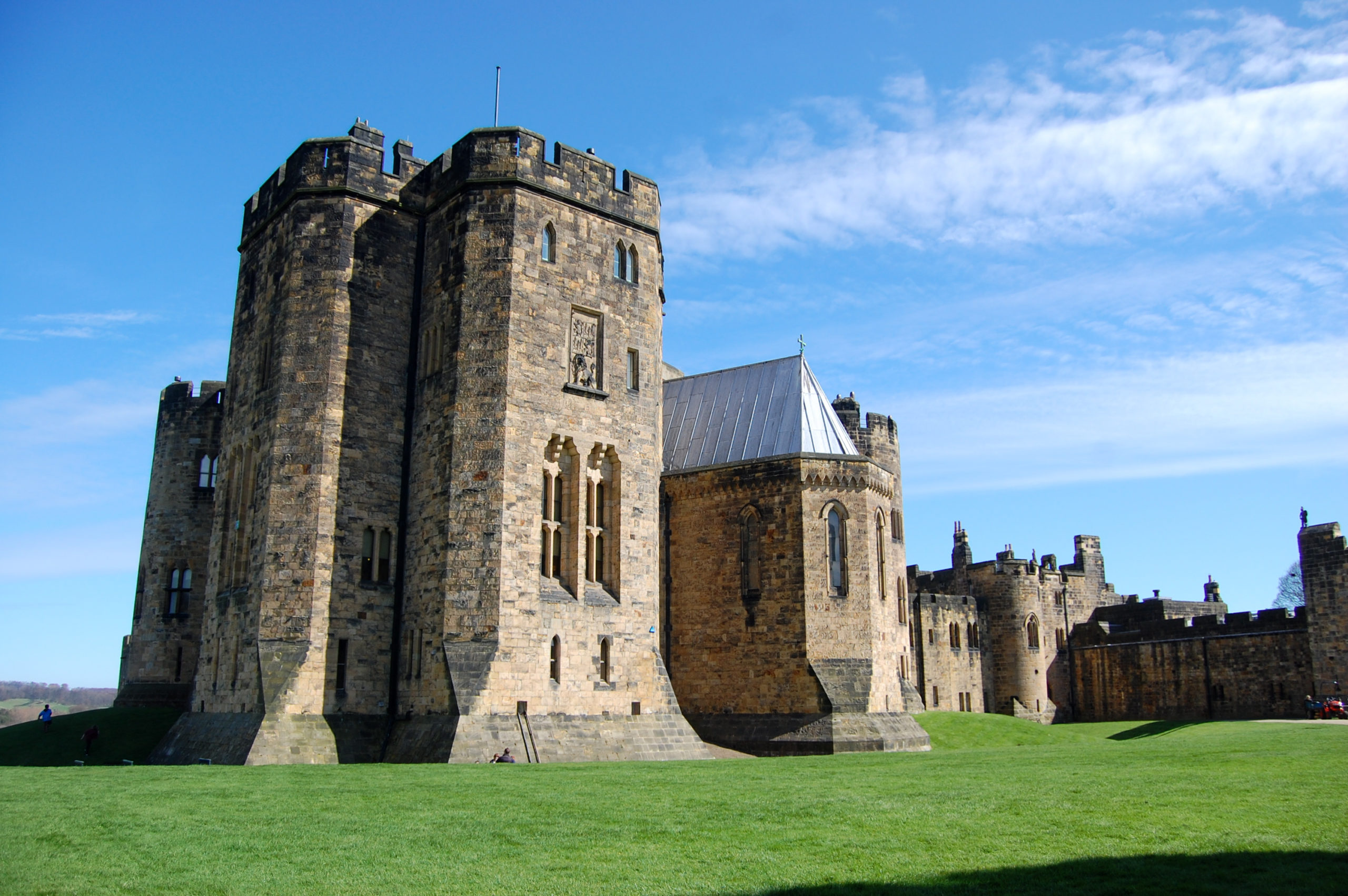 Alnwick Castle | The Real Hogwarts In Northumberland